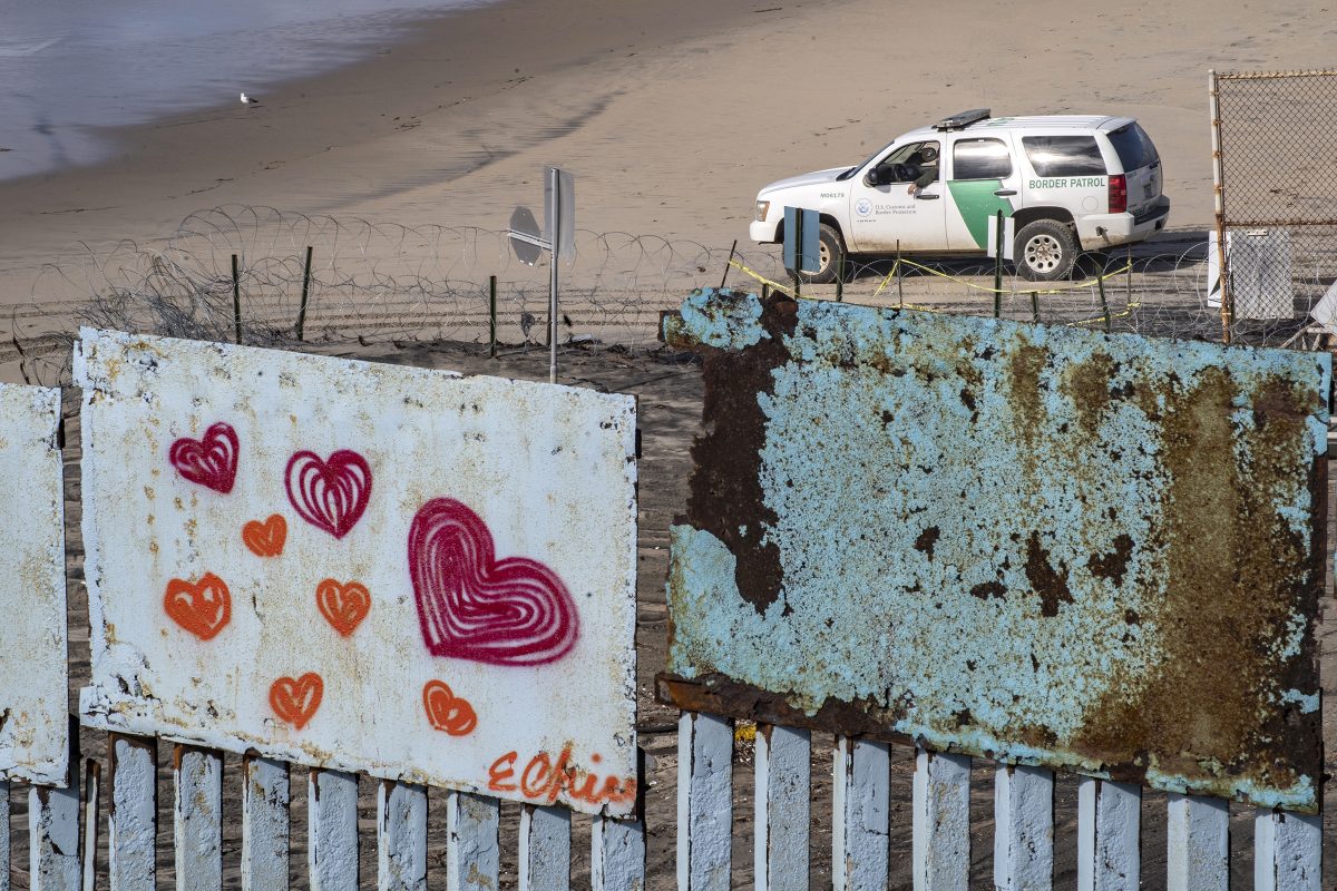 Photos: Emerson Professor Gets Firsthand Look at Tijuana Migrant ...