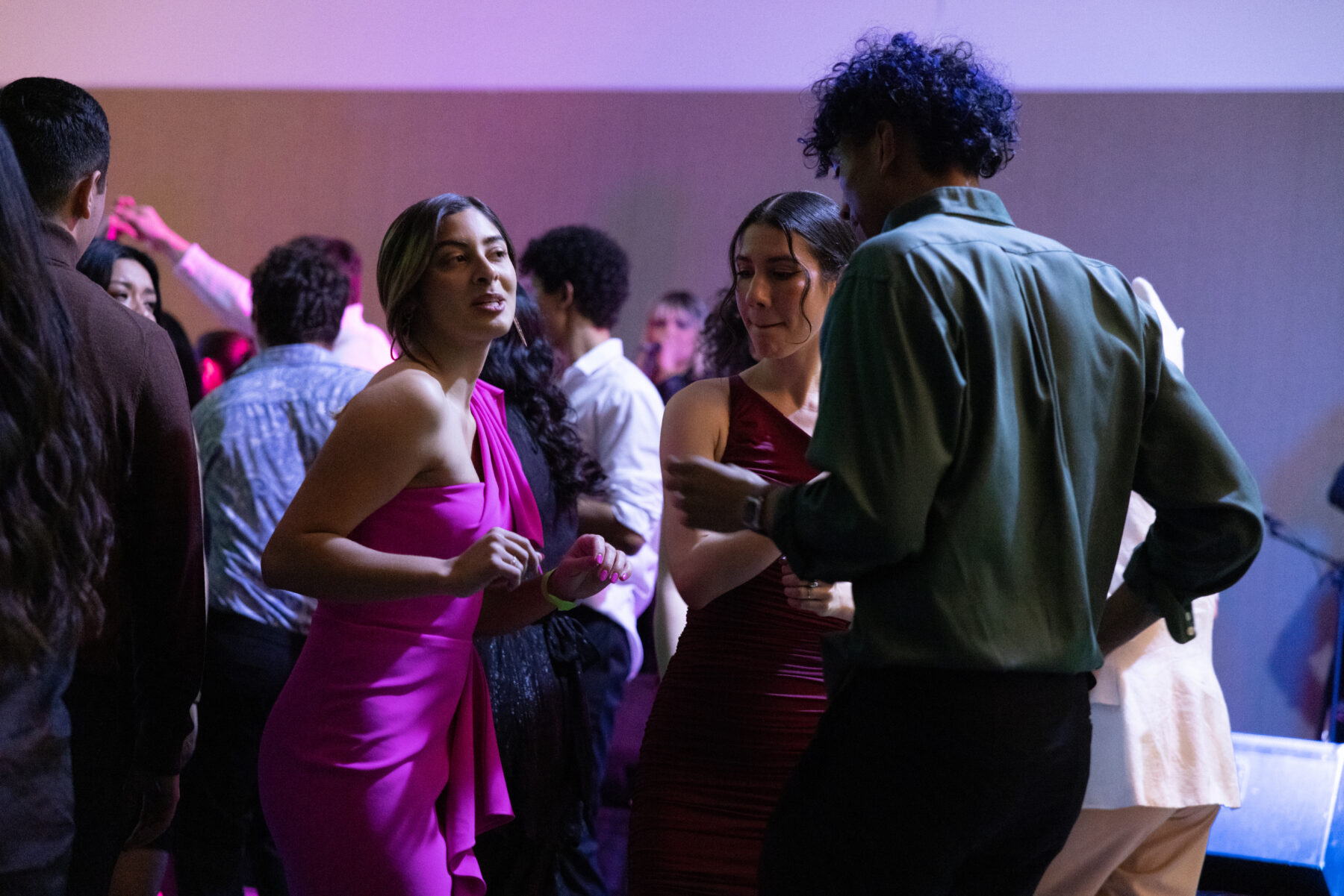 Amigos Creates Community for Latino/e Students for 30 Years - Emerson Today