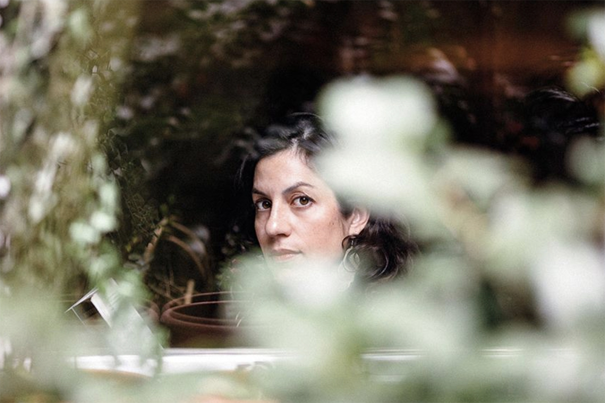 Abbott Prefers Her Books Read Aloud: Boston Globe - Emerson Today