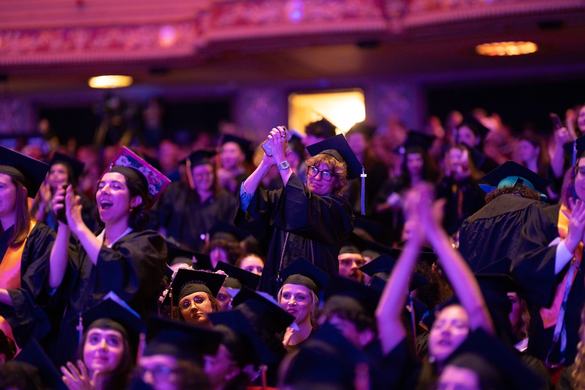 Henry Winkler Tells Graduates to Find Their Gift and Give it to the ...